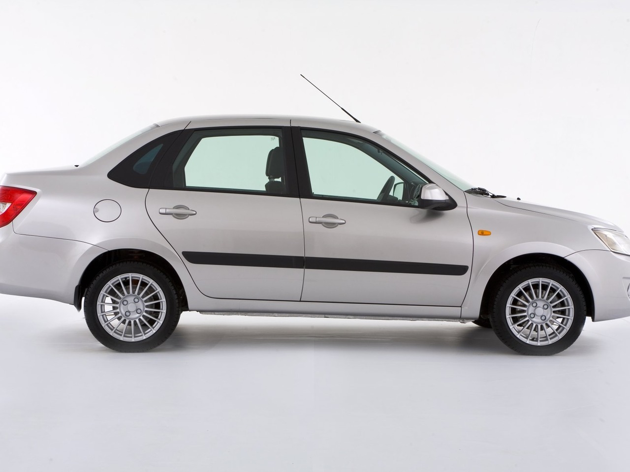 VAZ Granta technical specifications and fuel economy